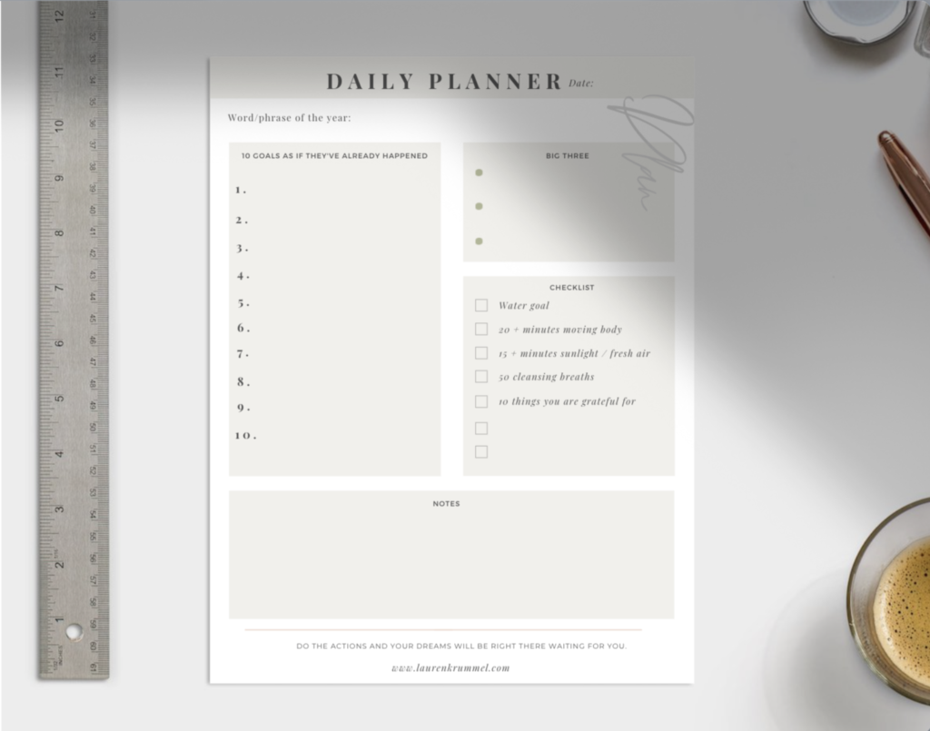 Daily Planner for Creatives, the tool for success. - laurenkrummel.com